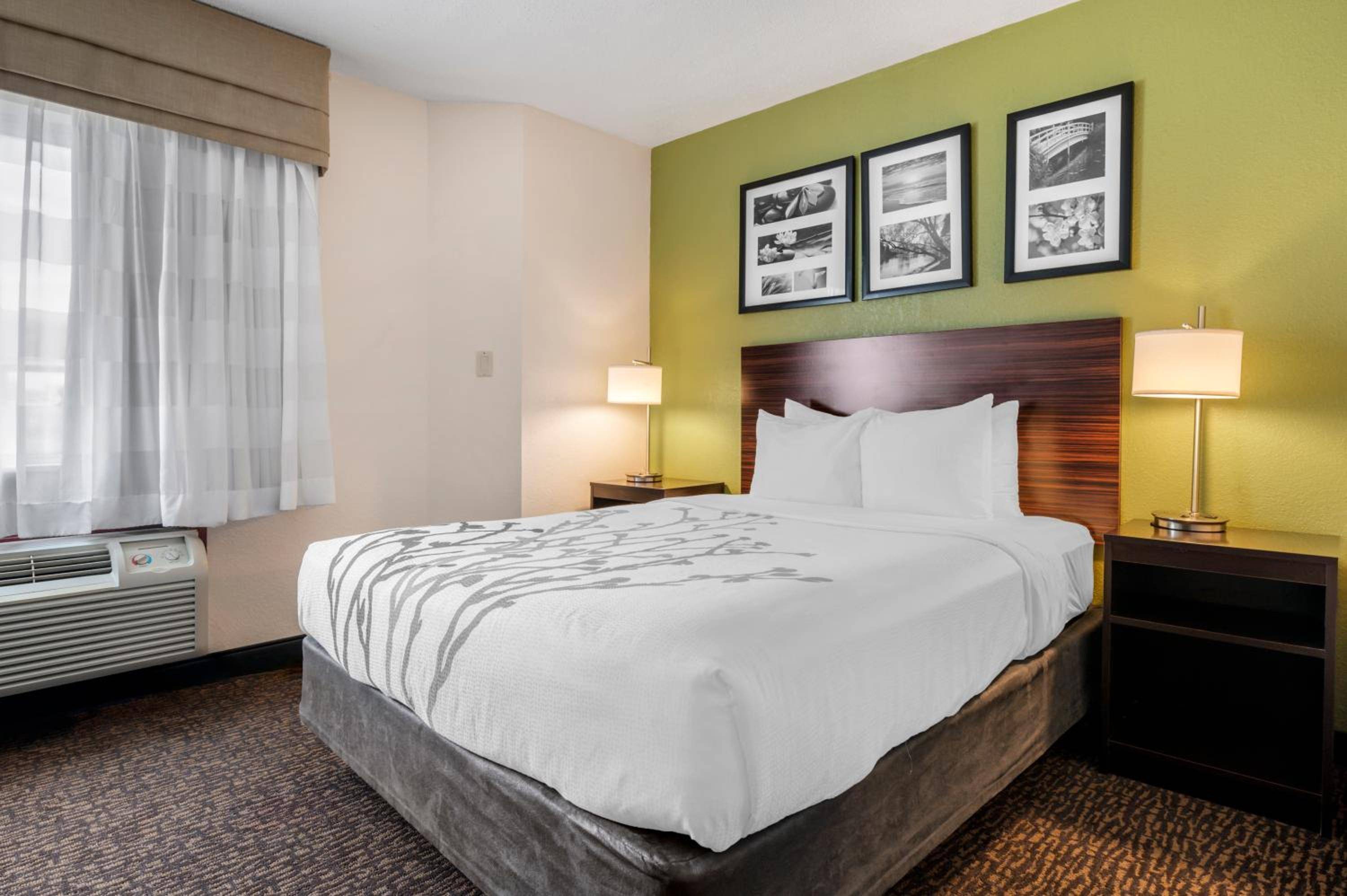 Sleep Inn Naperville, Naperville Park District : -31% during the day ...
