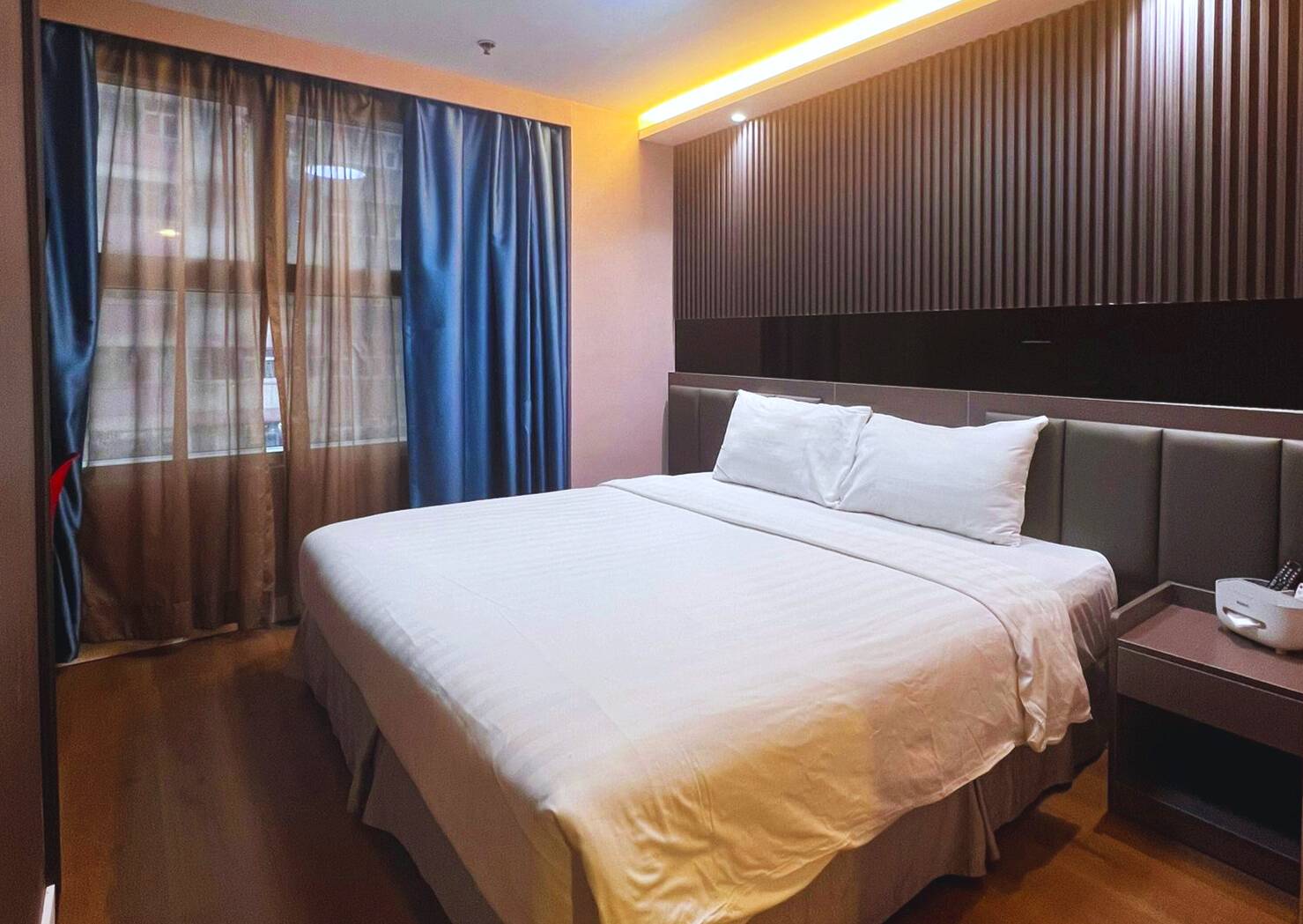 Hennessy Hotel, Wan Chai : -56% during the day - Dayuse.com