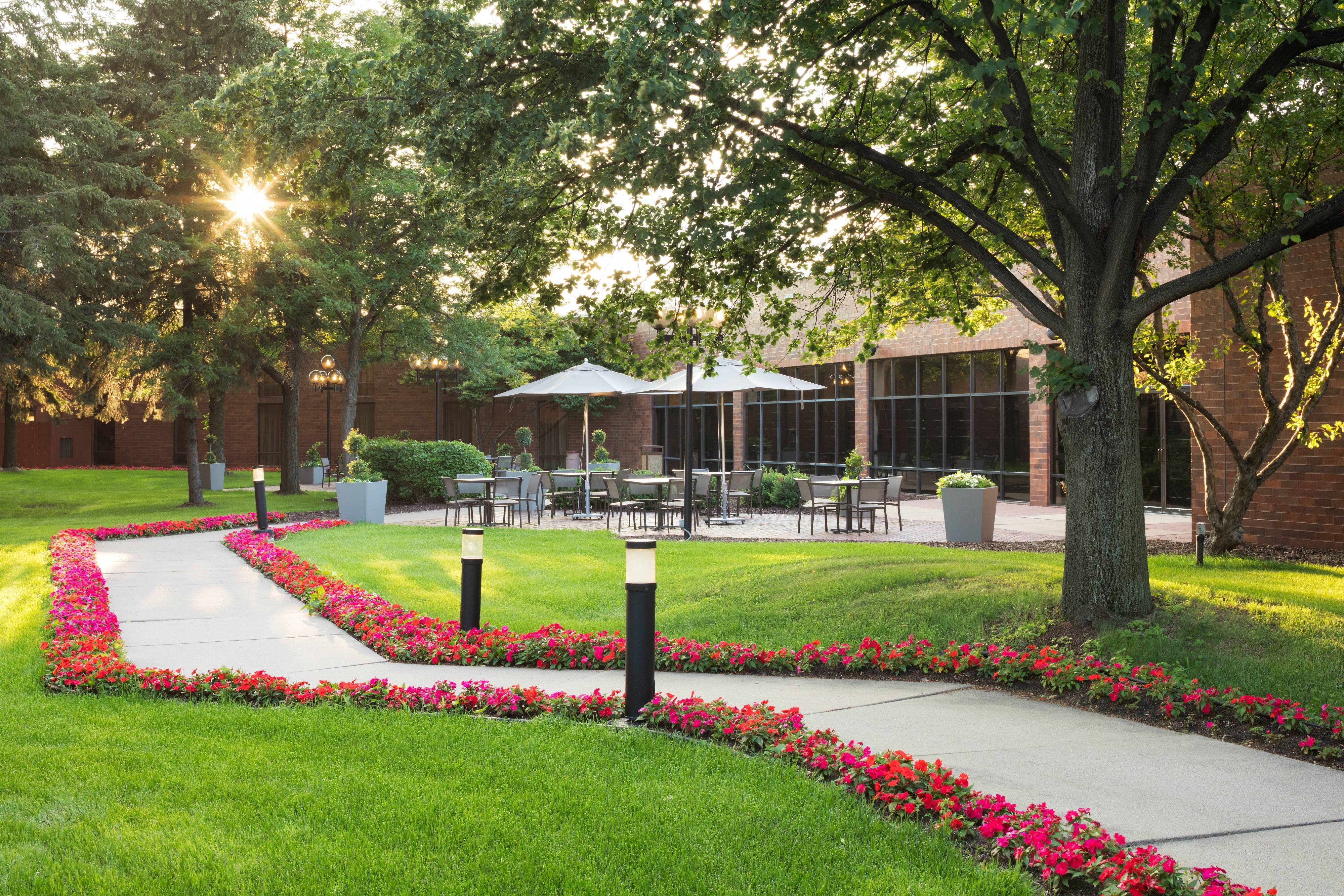 Delta Hotels by Marriott Minneapolis Northeast, Mid-City Industrial ...