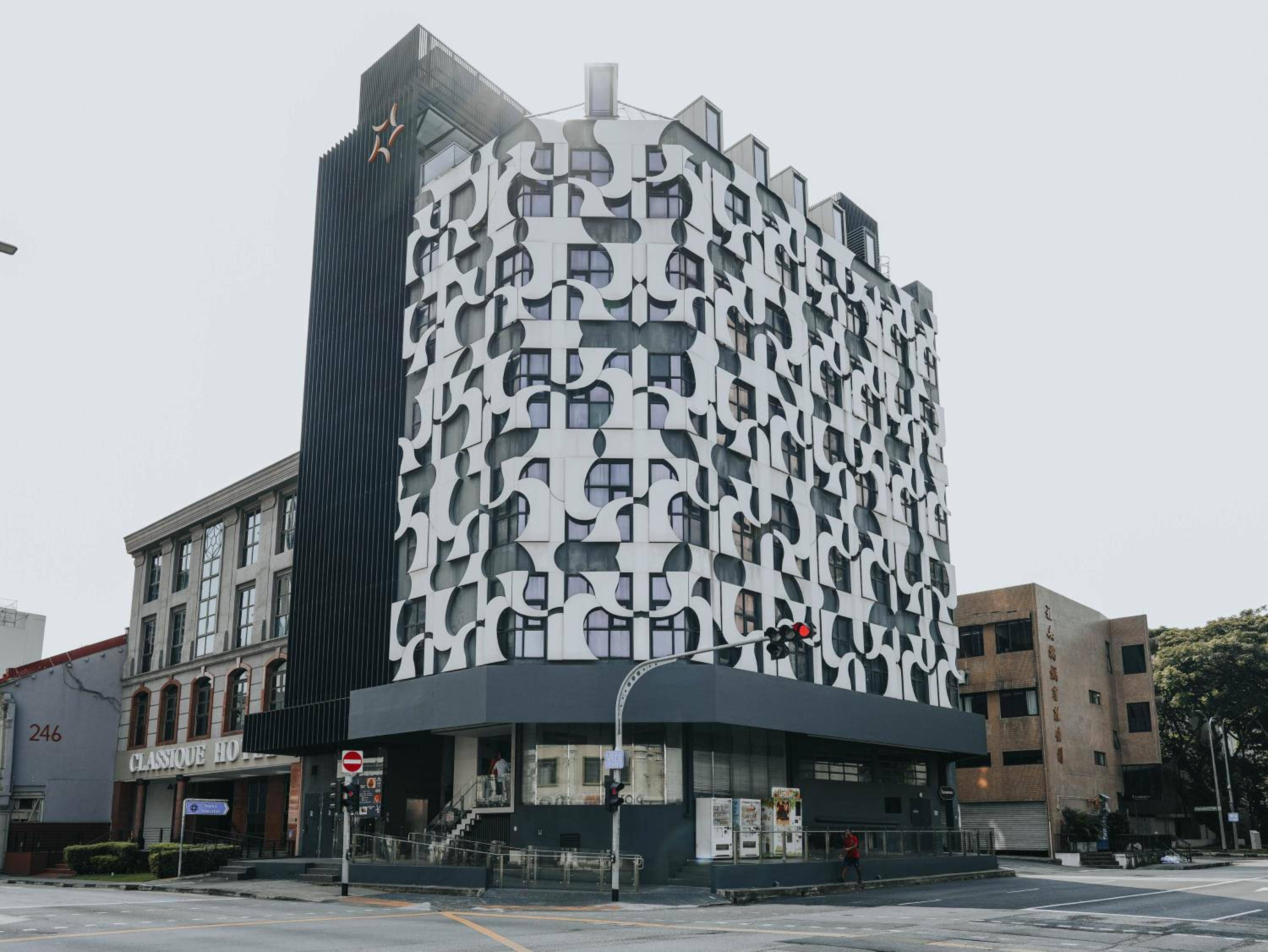 Amrise Hotel Kitchener, Kallang : -54% during the day - Dayuse.sg