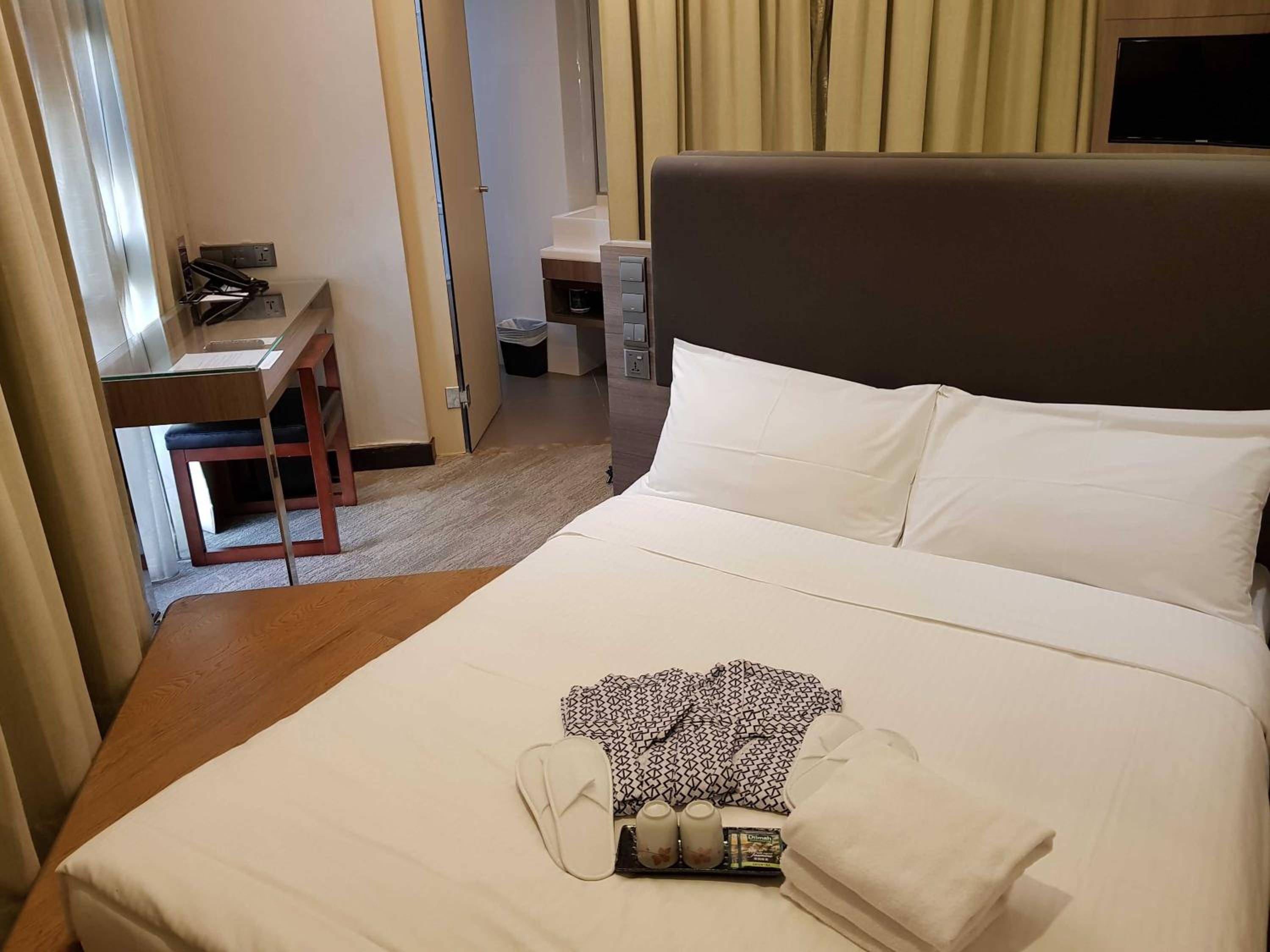 Amrise Hotel Kitchener, Kallang : -47% during the day - Dayuse.sg