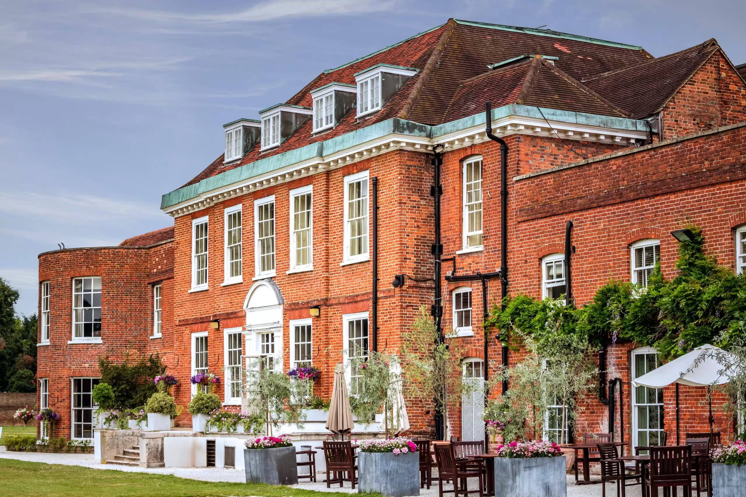 Stoke Place- Part of the Cairn Collection, England : -17% during the ...