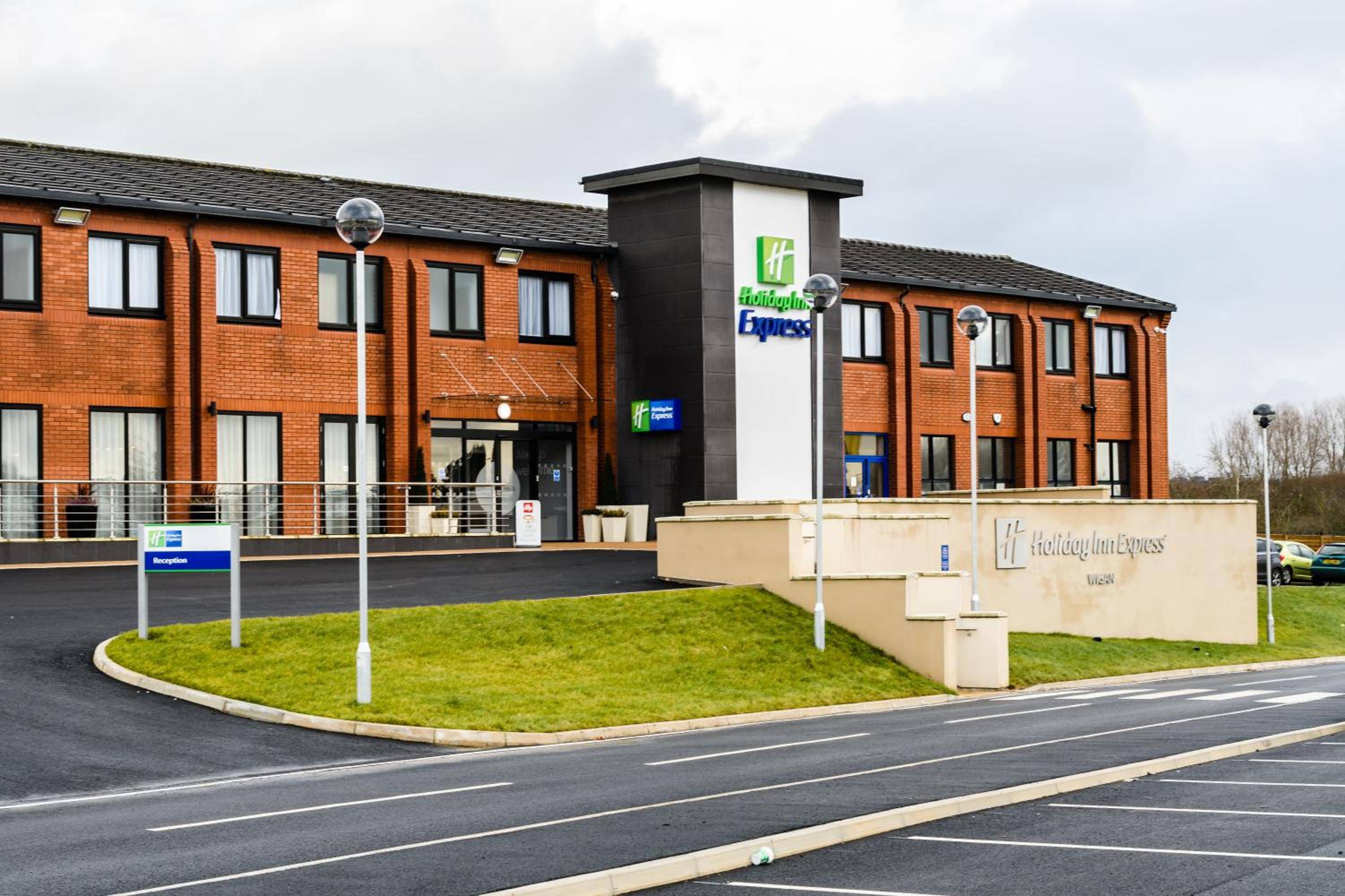 Holiday Inn Express Wigan, an IHG Hotel, Greater Manchester : hotel ...
