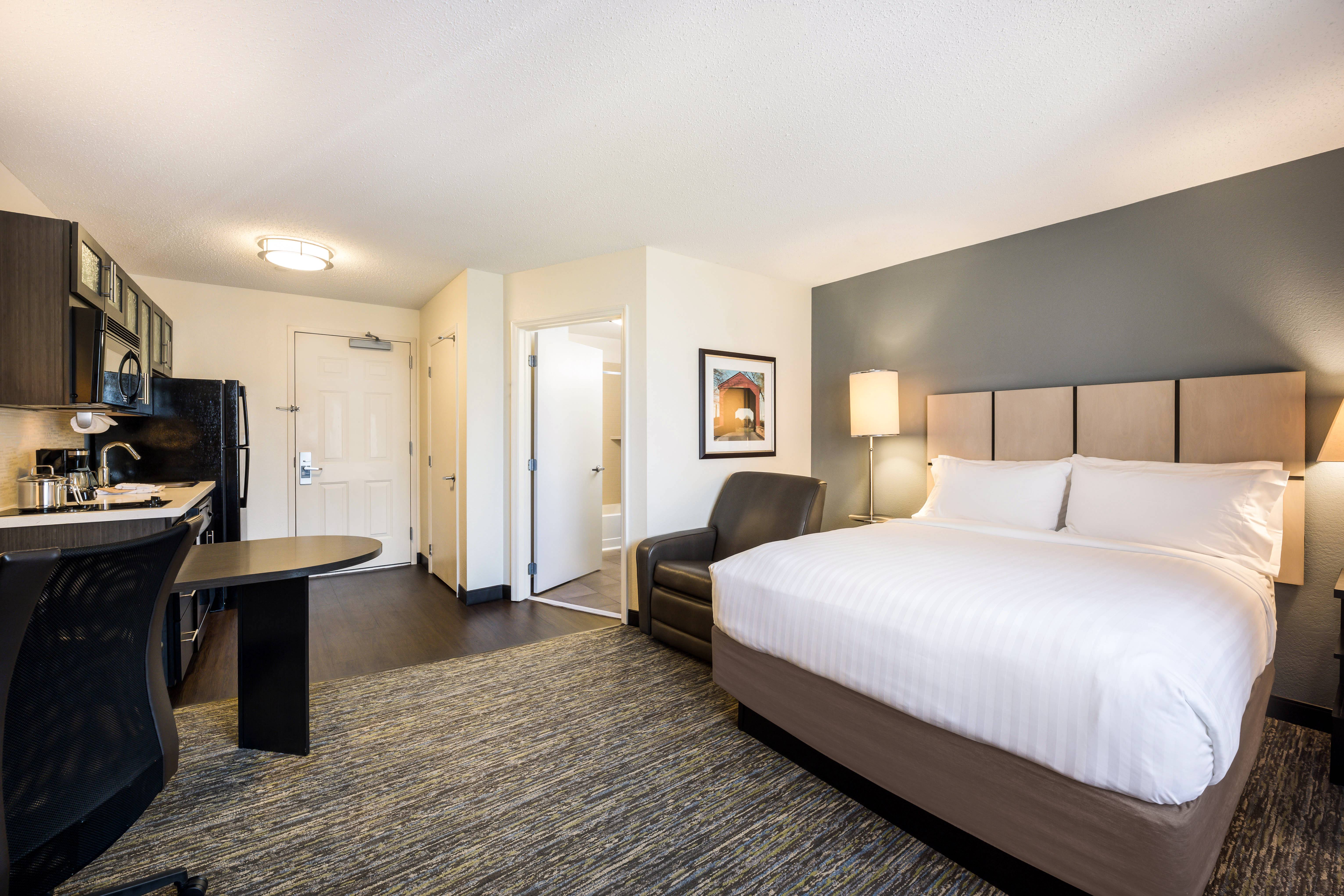 Sonesta Simply Suites Baltimore BWI Airport, BWI Business District ...
