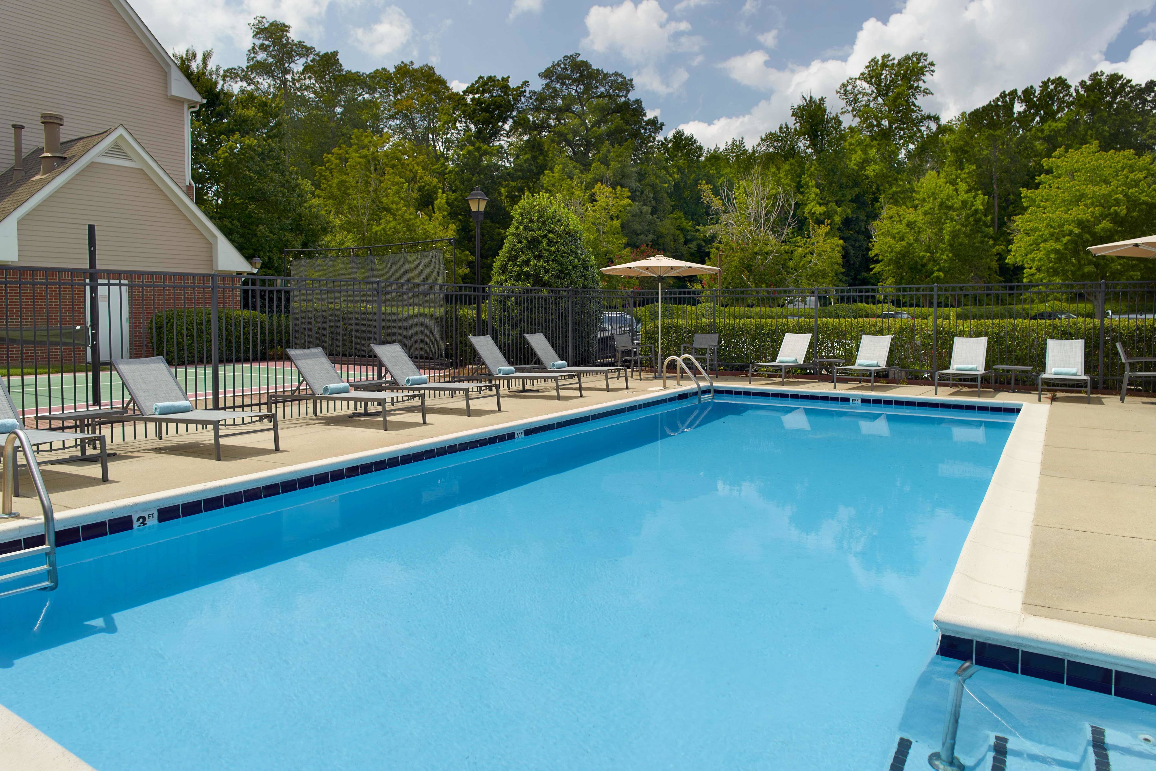 Sonesta ES Suites Raleigh Cary, Cary : -46% during the day - Dayuse.com