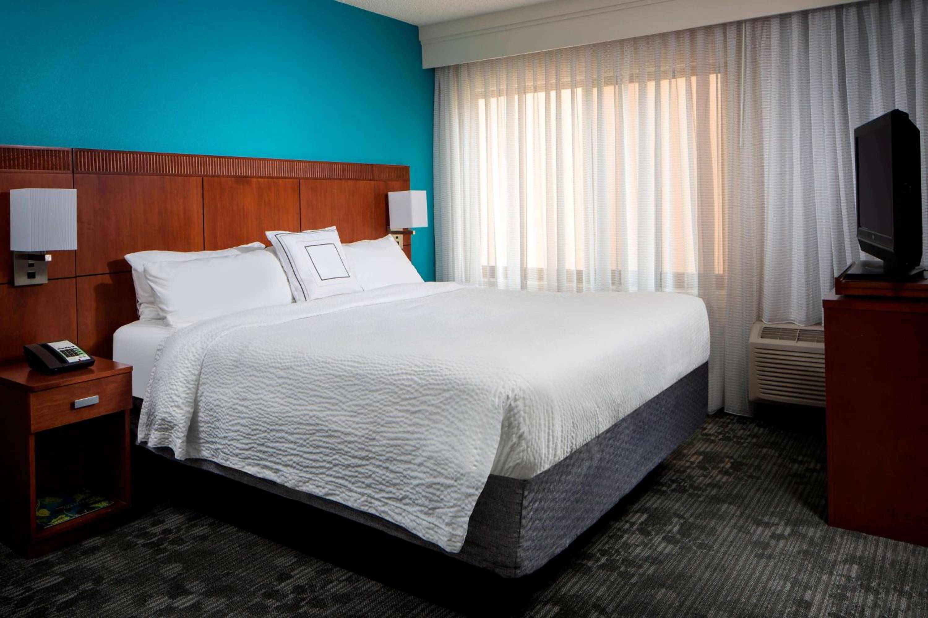 Sonesta Select Boca Raton Town Center, 2000 Northwest Executive Center ...