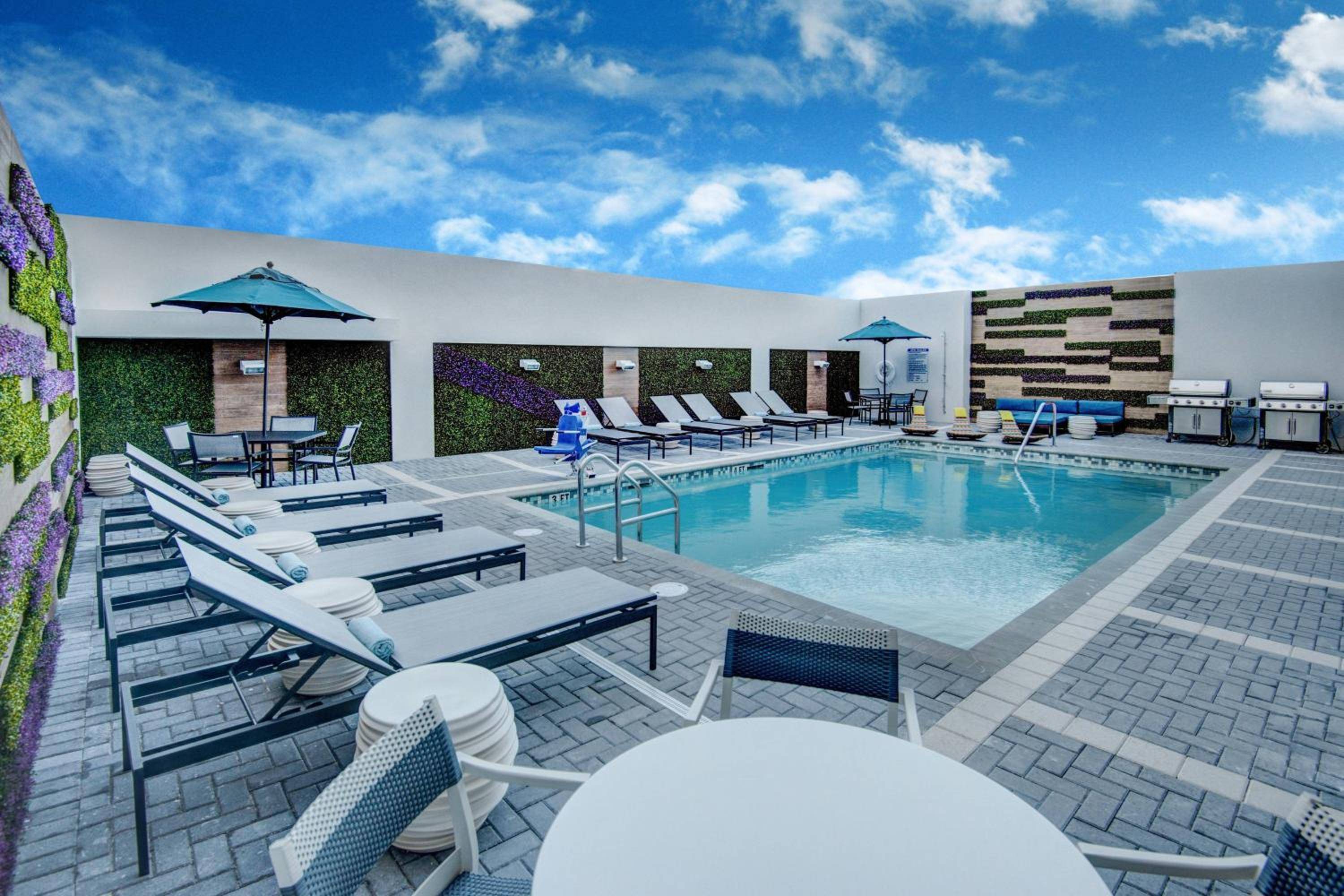 TownePlace Suites by Marriott Miami Airport, Flagami en journée ...