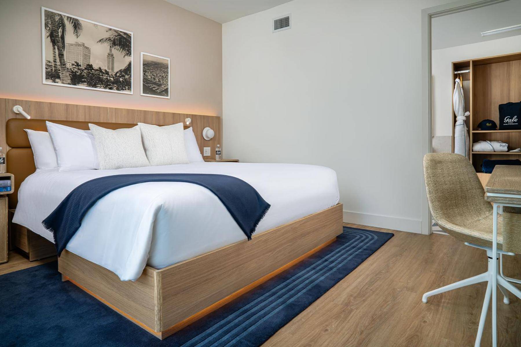 Book a Day Pass for a Hotel or Resort in Miami | Pool & Spa Access