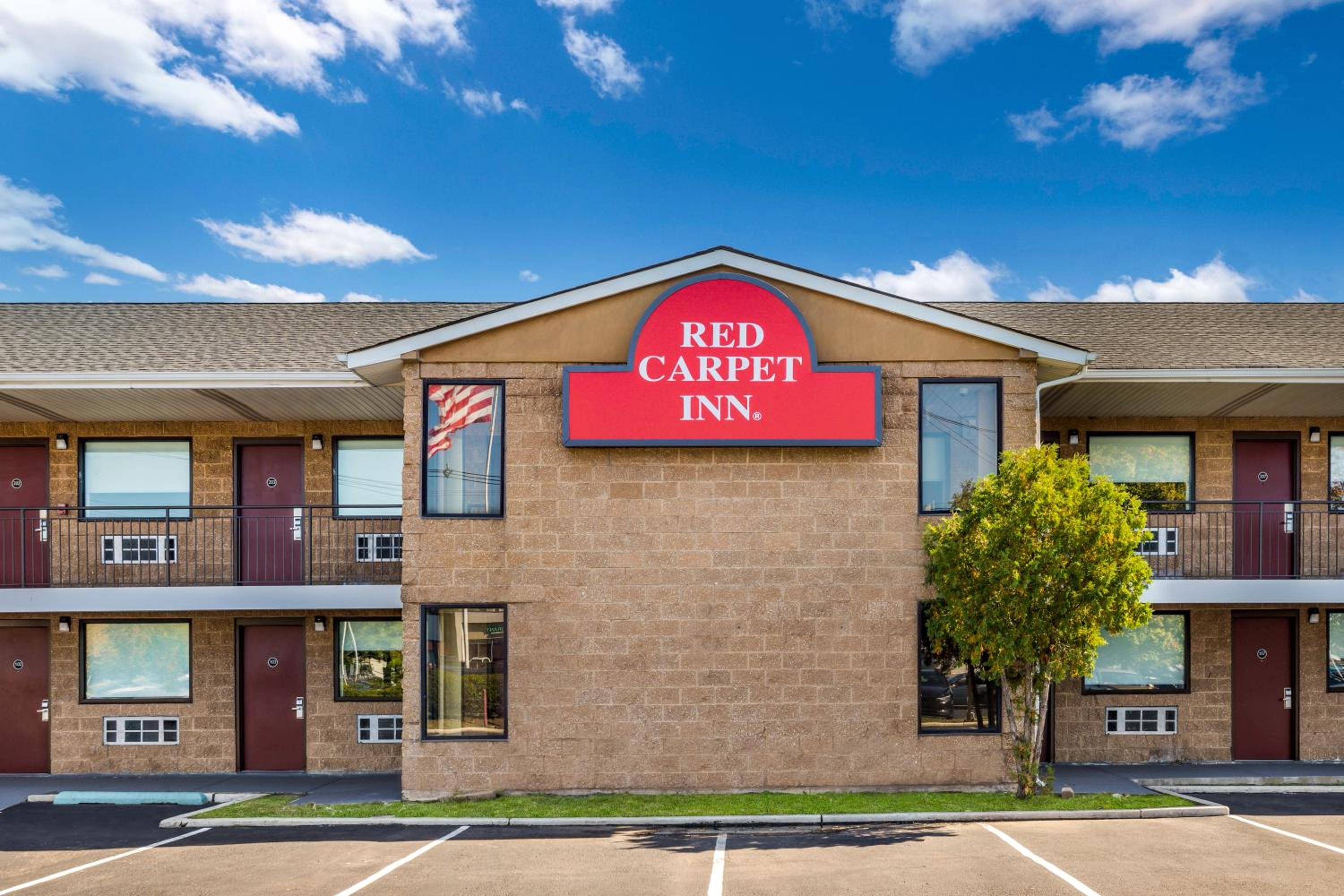 Red Carpet inn Edison, Edison : -42% during the day - Dayuse.com