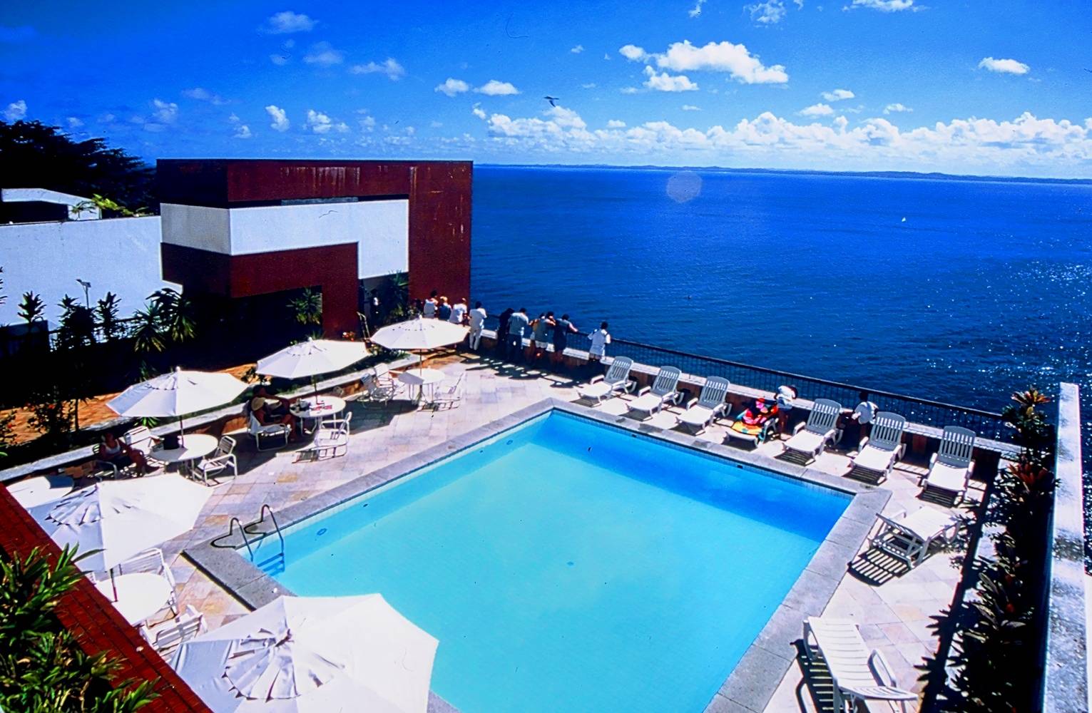 Sol Victoria Marina, Vitória : hotel during the day - Dayuse.ae