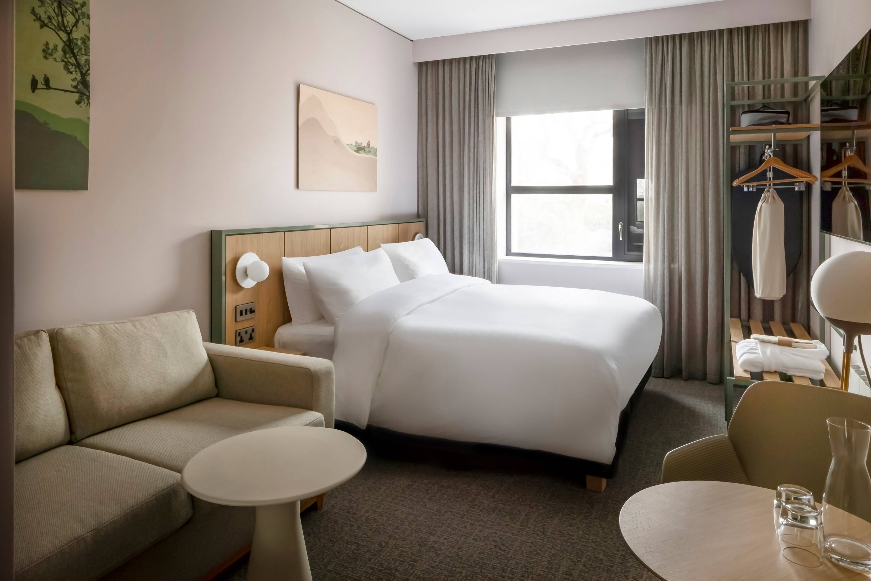 voco Zeal Exeter Science Park, by IHG, Devon : -24% during the day ...