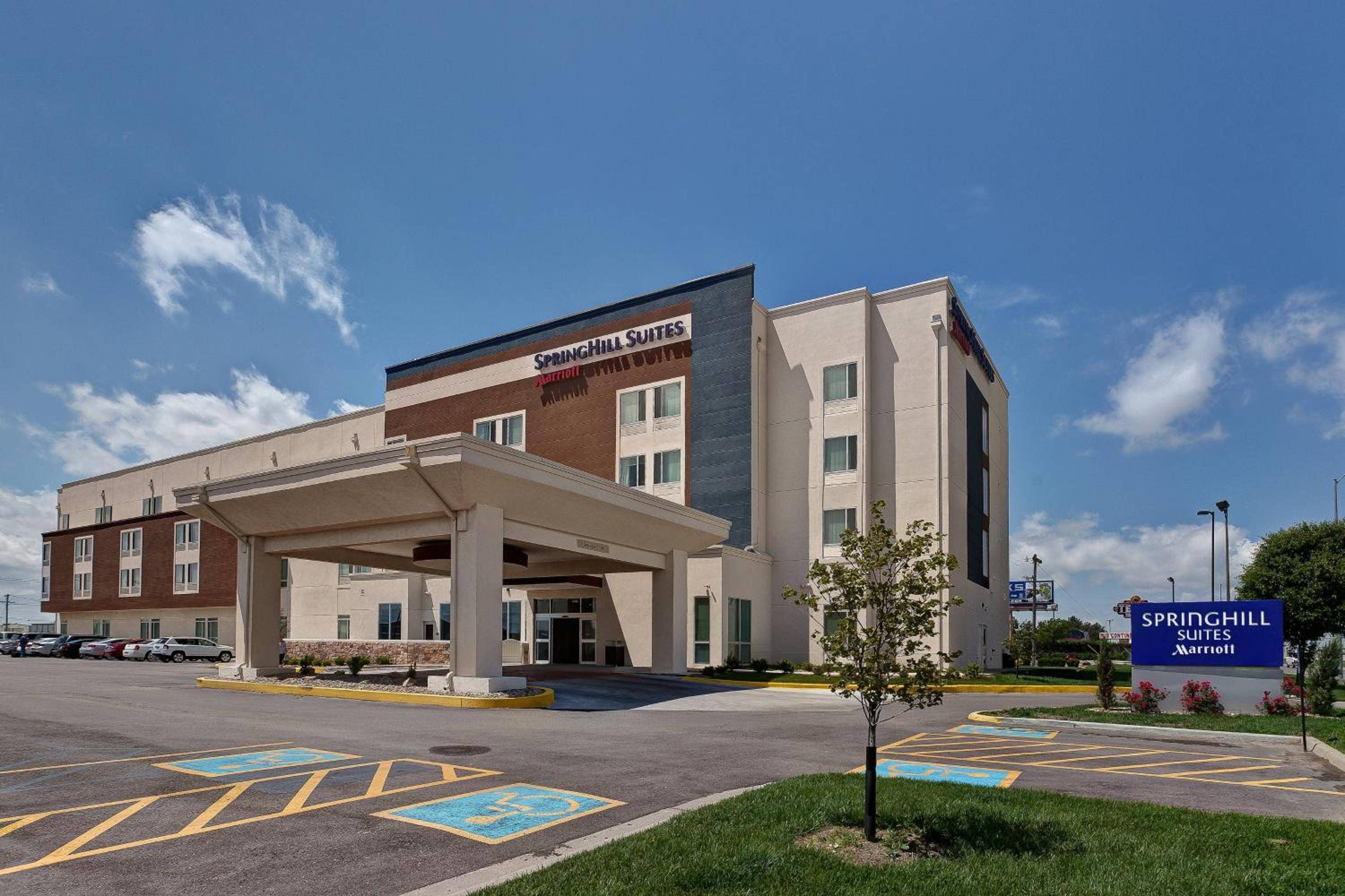 SpringHill Suites Wichita Airport, Wichita : -40% durante il giorno ...