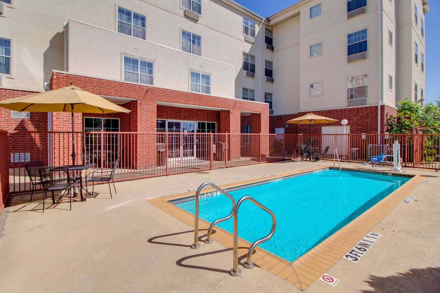 MainStay Suites Texas Medical Center-Reliant Park, Astrodome Area : -23 ...