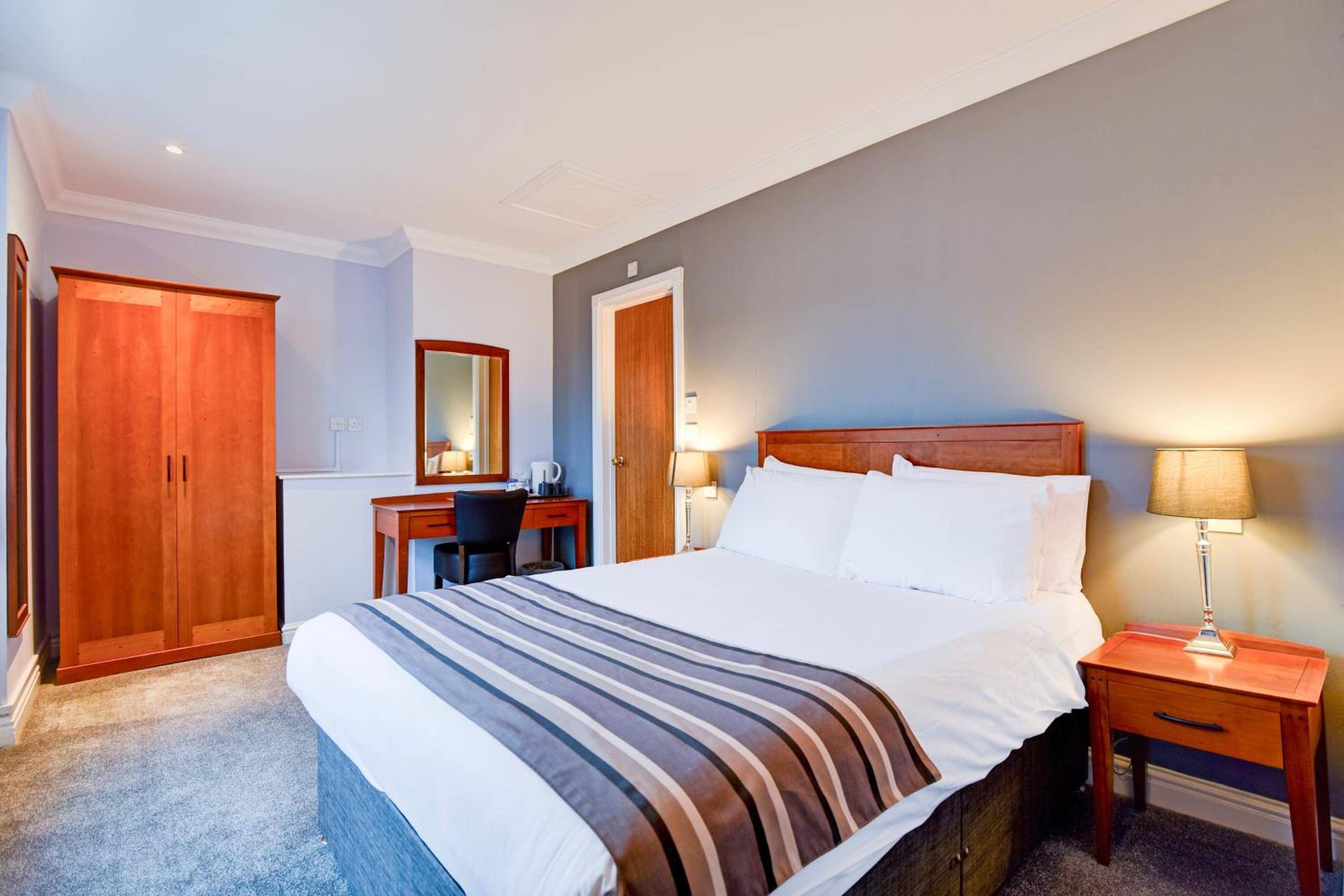 在 - Dayuse.com.hk位於Derby 的 Aston Court Derby City Centre By Belvilla ...