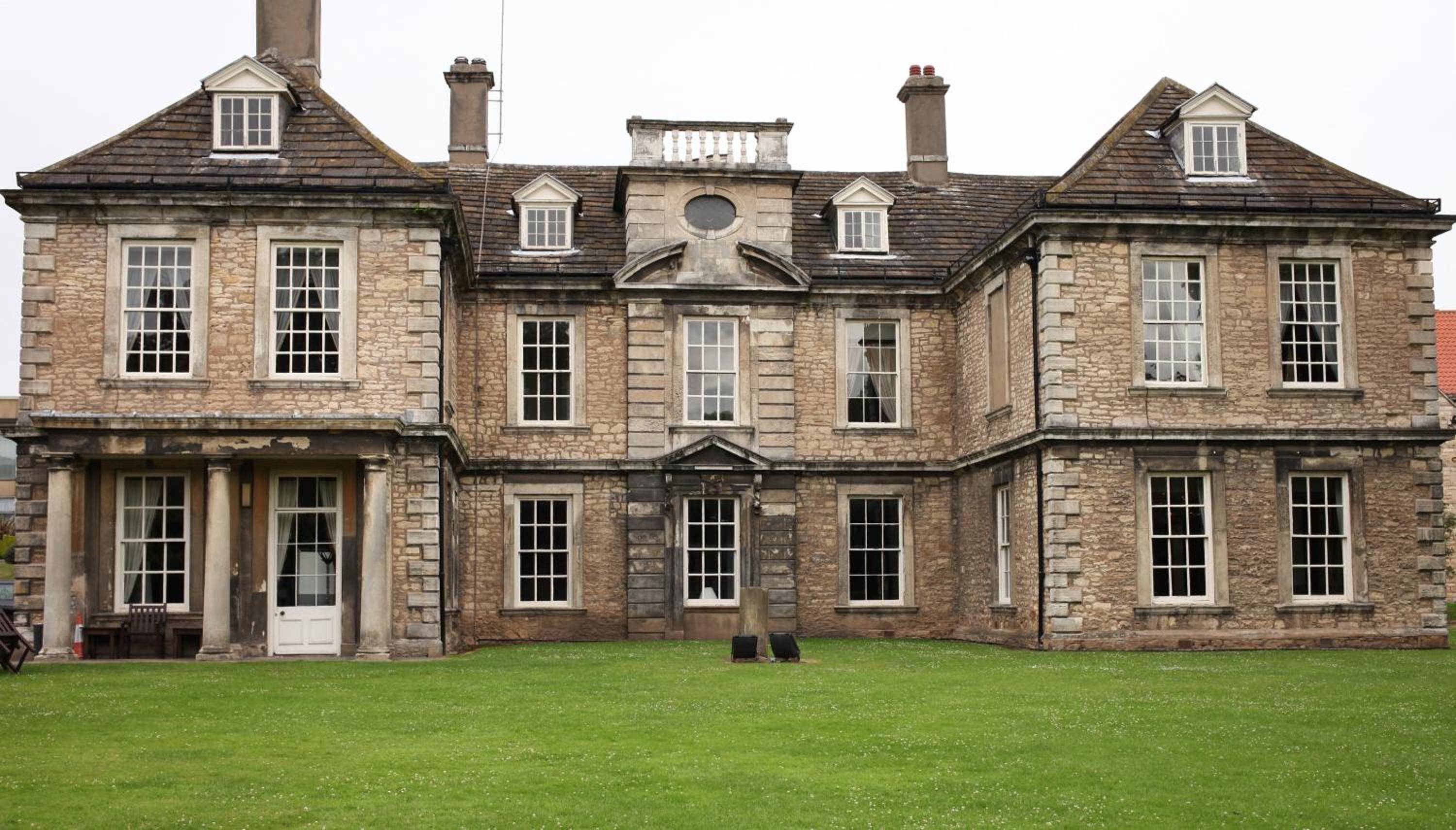 Holiday Inn Doncaster A1 M Jct 36 by IHG, South Yorkshire : -18% during ...