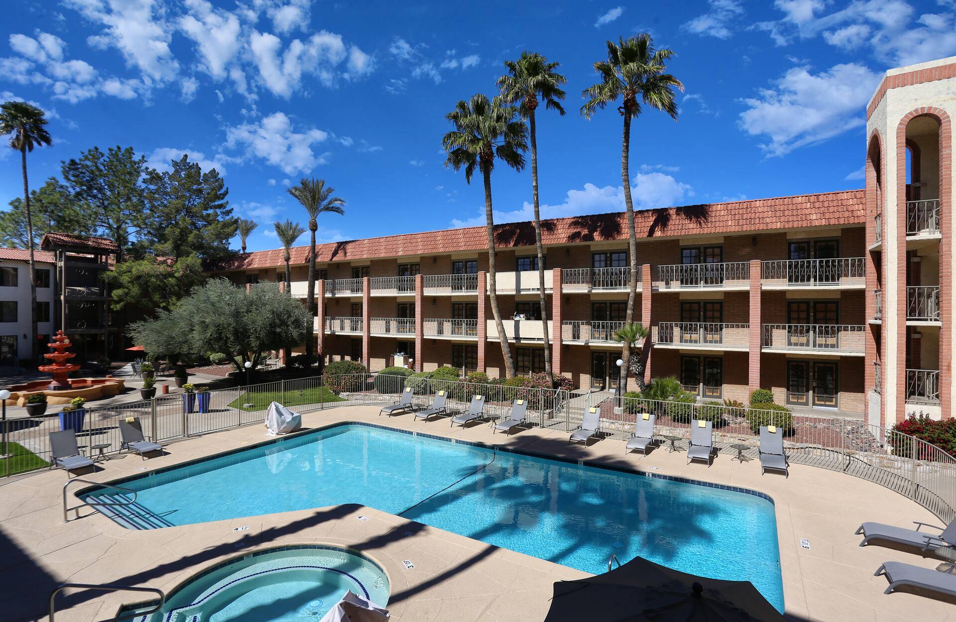 DoubleTree Suites by Hilton Tucson Airport, Tucson Airport Authority ...