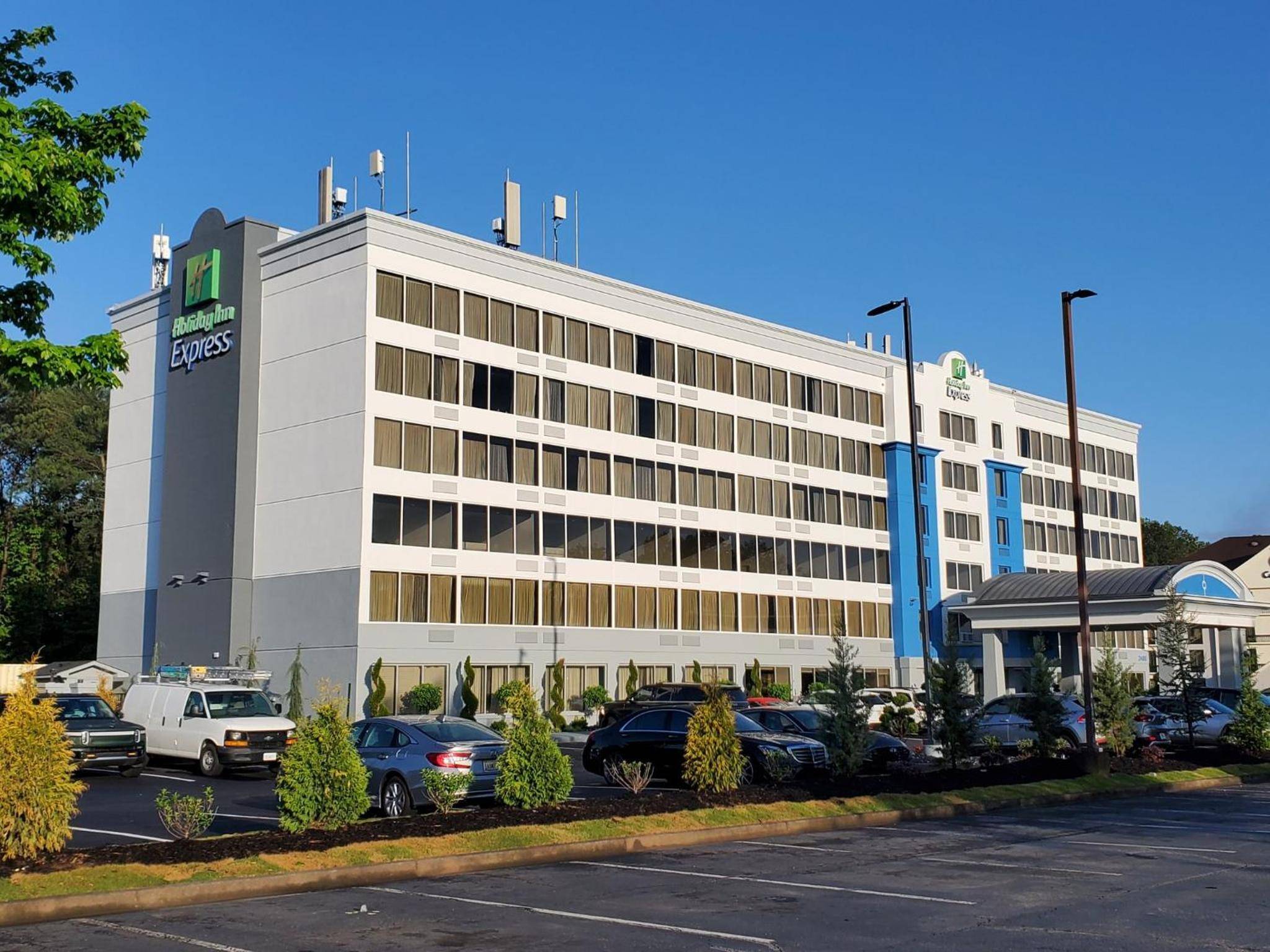 Holiday Inn Express - Atlanta/Kennesaw by IHG, Town Center : -48% ...