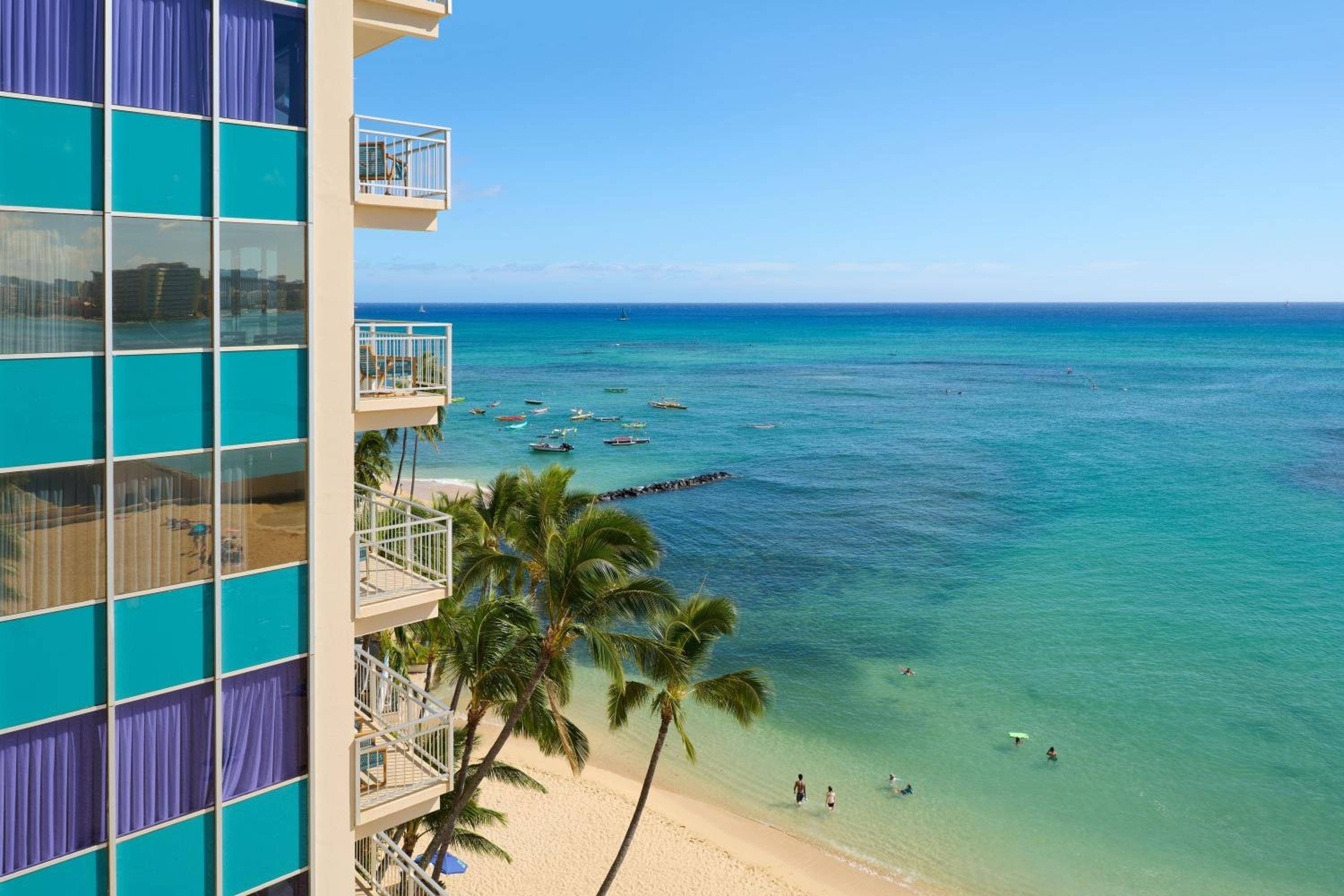 Kaimana Beach Hotel, Diamond Head / Kapahulu / St. Louis Heights : -50% ...