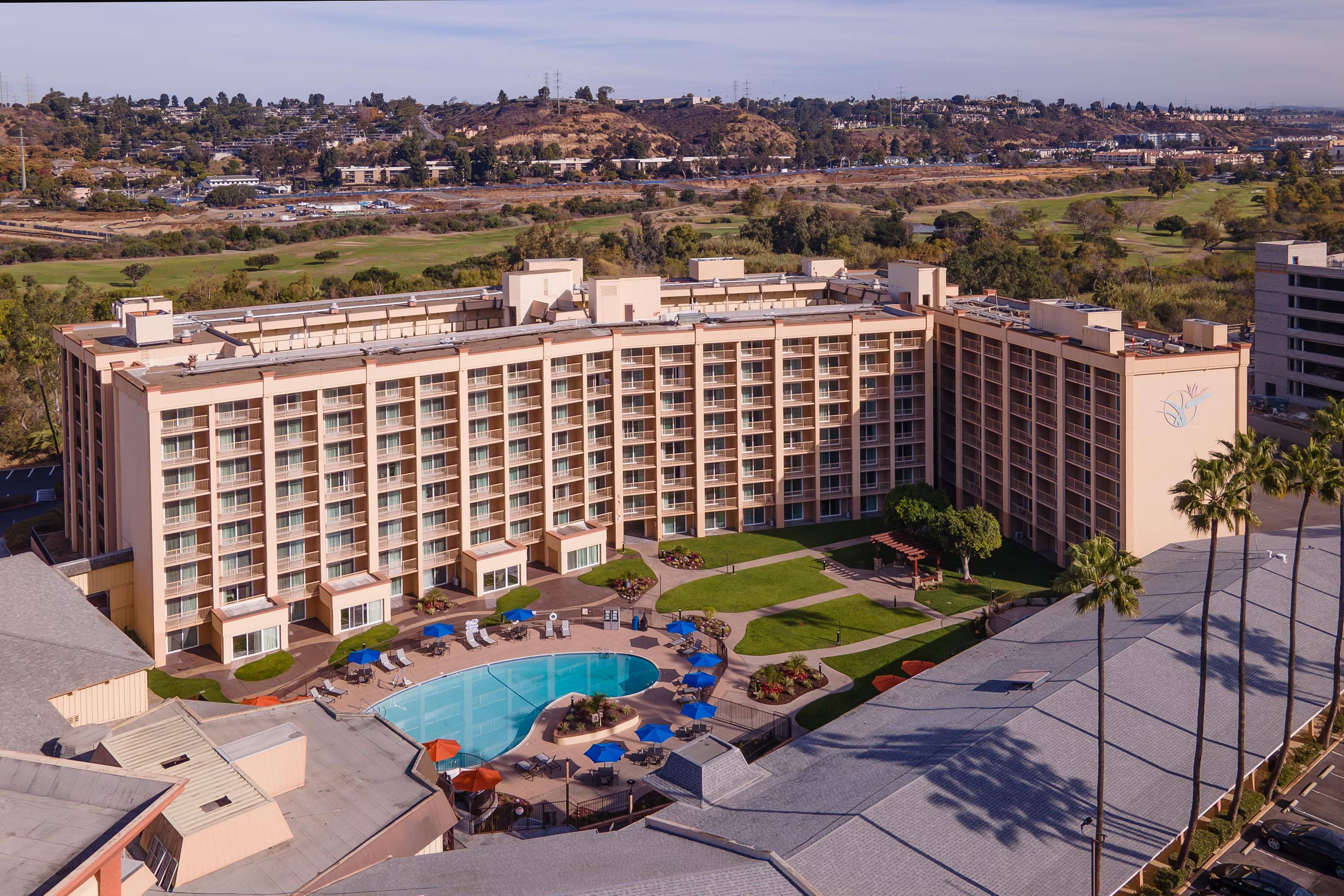 Crowne Plaza Hotel Mission Valley by IHG, Mission Valley : -48% during ...