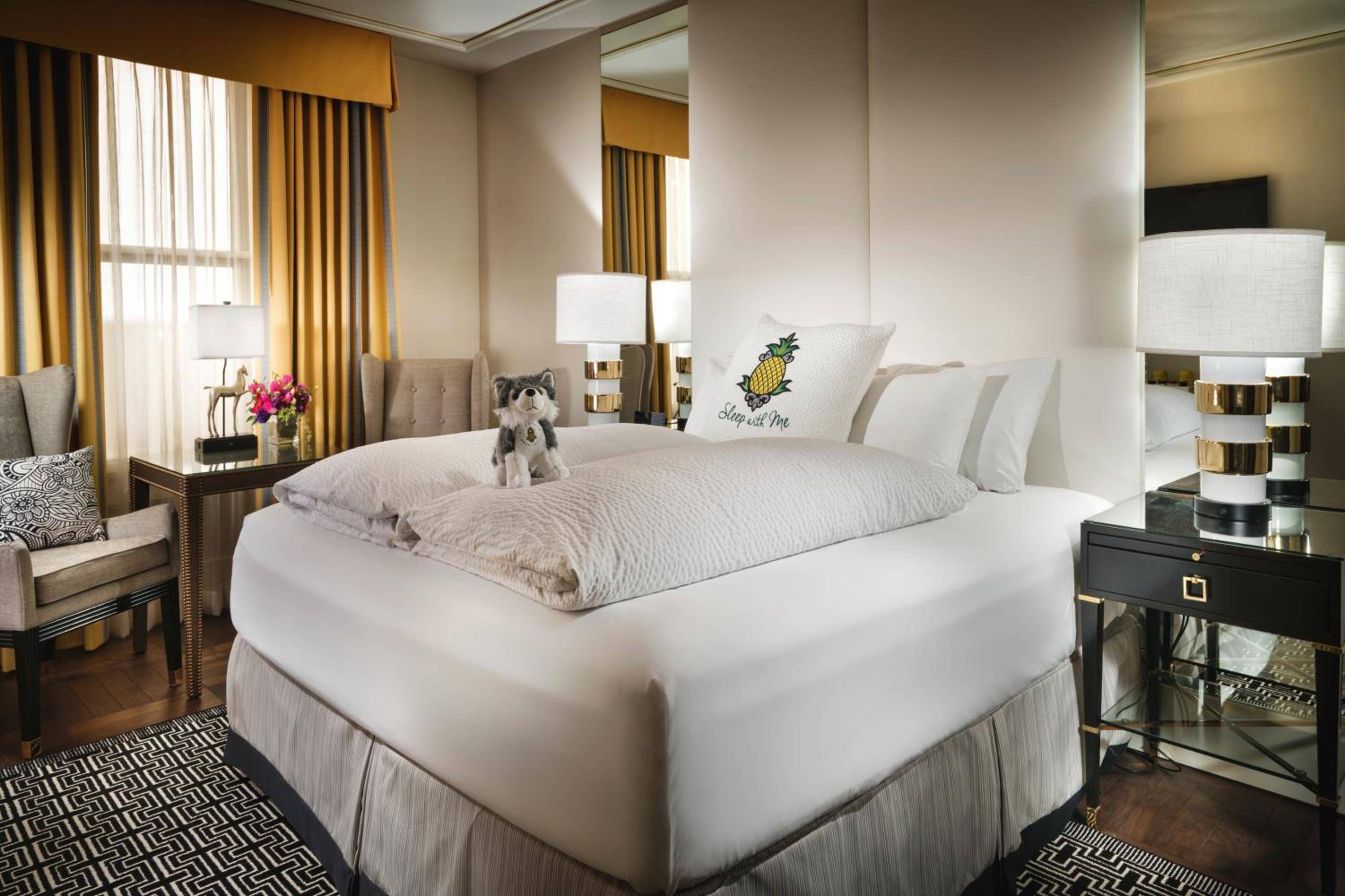 Staypineapple, An Elegant Hotel, Union Square, Lower Nob Hill : -69% am ...