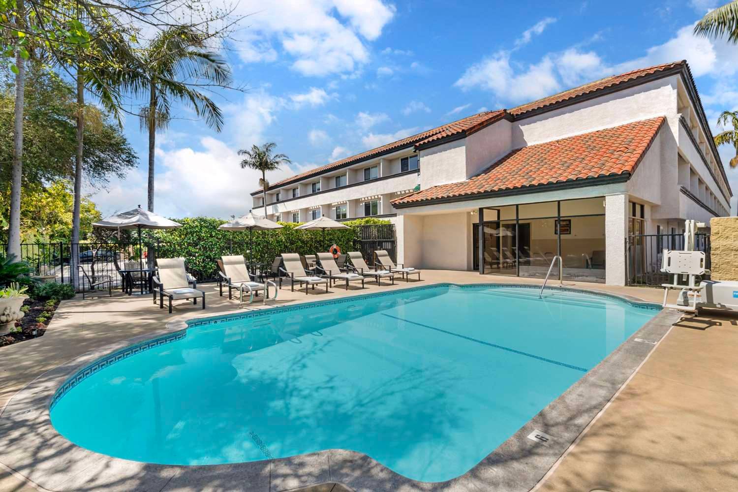 Best Western Plus Newport Mesa Inn, East Side Costa Mesa : -37% am Tag ...