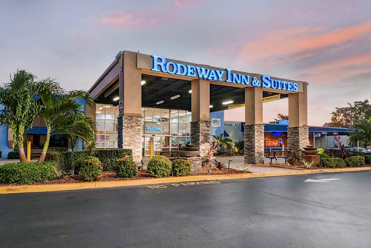 Rodeway Inn & Suites Fort Lauderdale Airport / Cruise Port, Fort ...