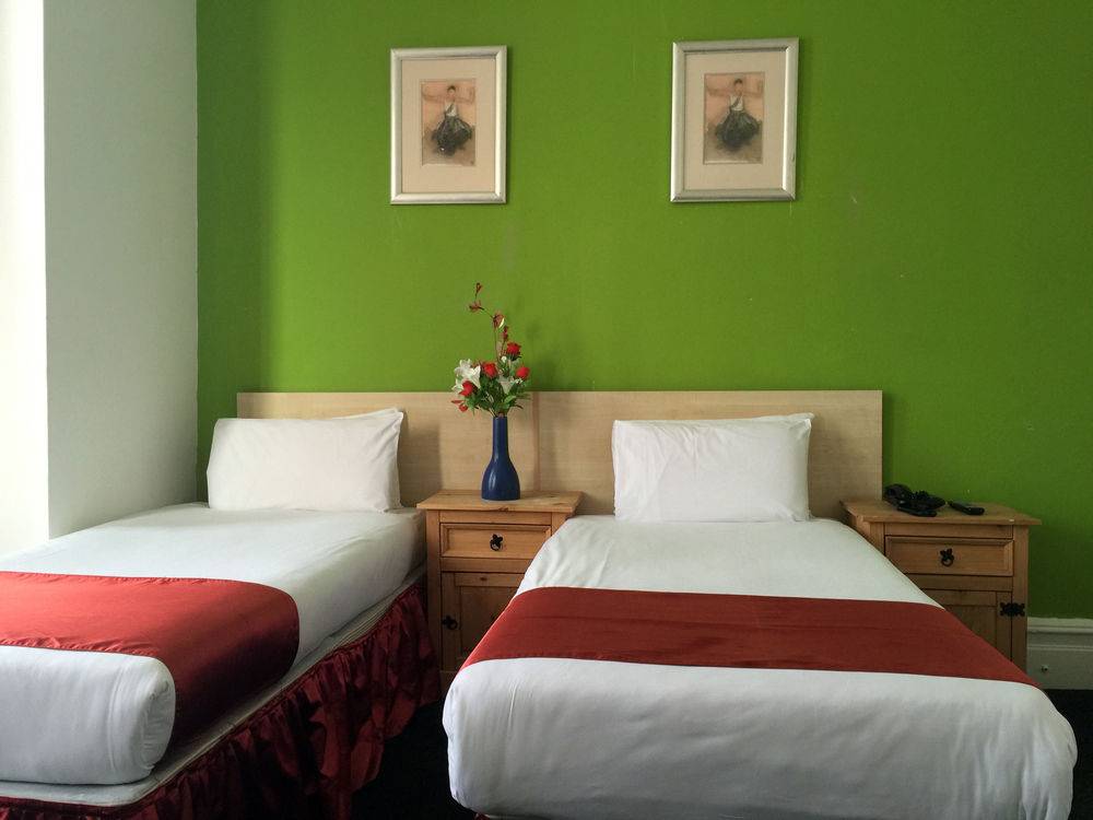 Euro Hotel Clapham, 80/81 Clapham Common South Side, London, United ...