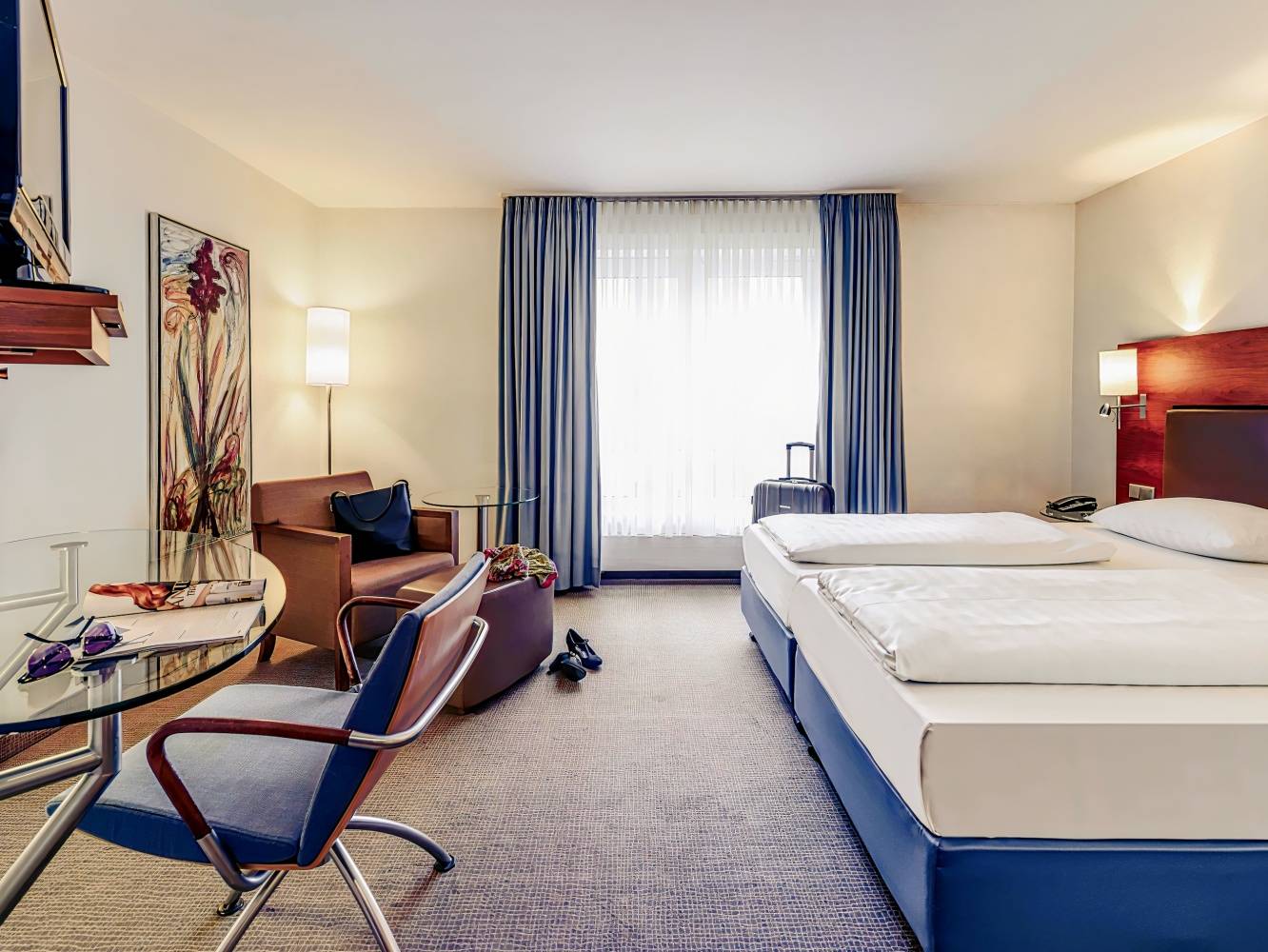 Mercure Hotel Munich Airport Freising, Freising : -34% during the day ...