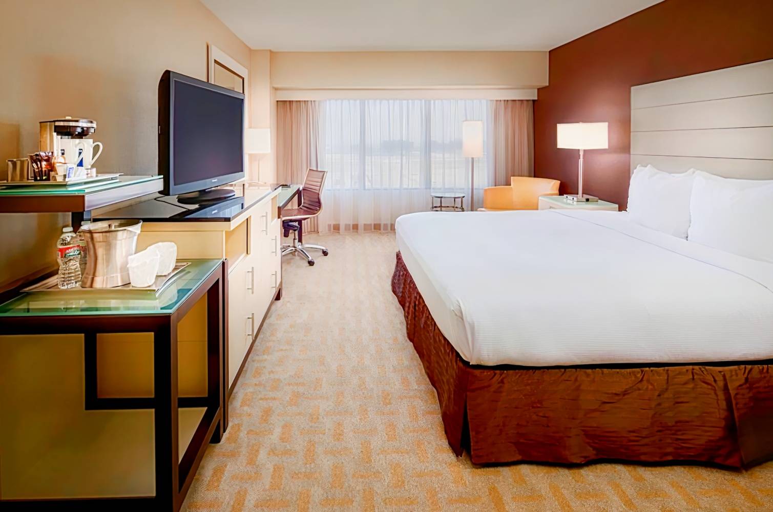 Hilton LAX Los Angeles Airport, Los Angeles : -46% during the day ...