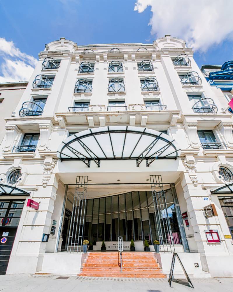 Mercure Lille Roubaix - Grand Hôtel, Roubaix : -34% during the day ...