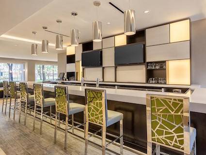 在Dayuse.com.hk，預訂位於Houston, TX 的 DoubleTree by Hilton Hotel & Suites by ...