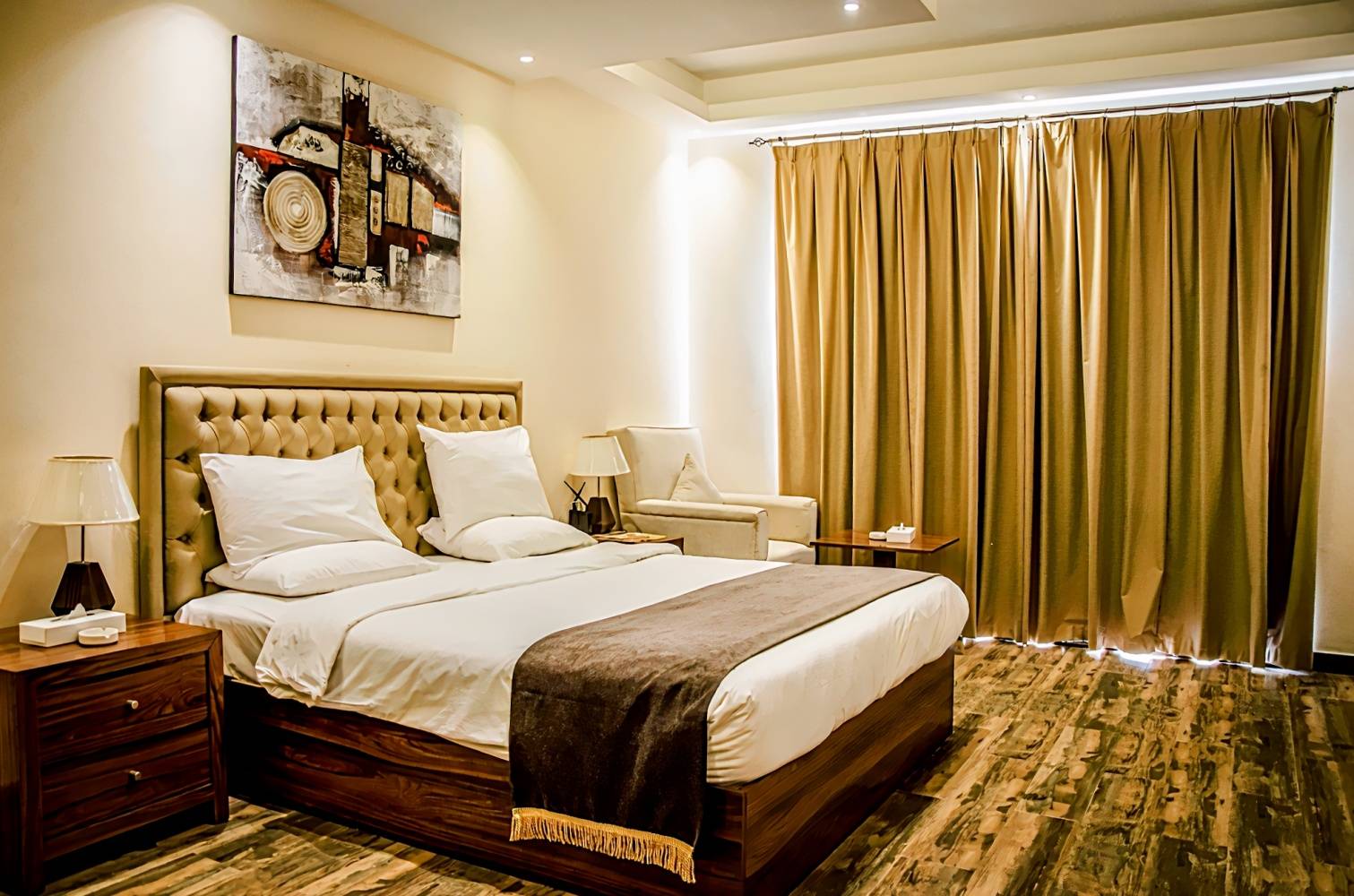 Hotel Royal Residence, Umm Al Quwain: durante o dia • Reservado por ...