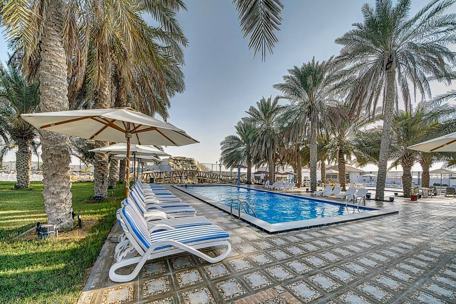 Royal Residence Hotel Apartments, Umm Al Quwain : -10% during the day ...