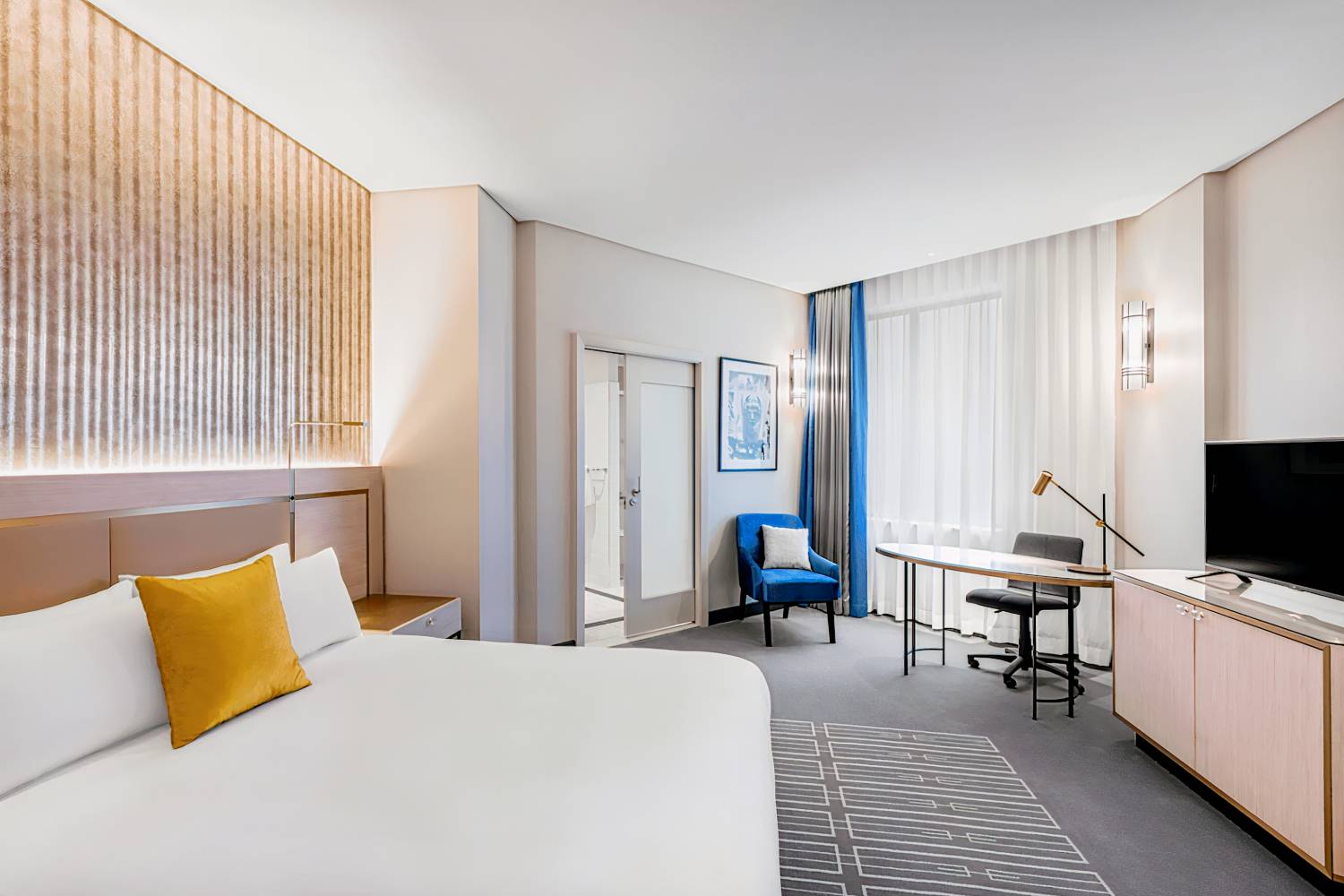 Radisson Blu Plaza Hotel Sydney, Sydney : hotel during the day - Dayuse.com